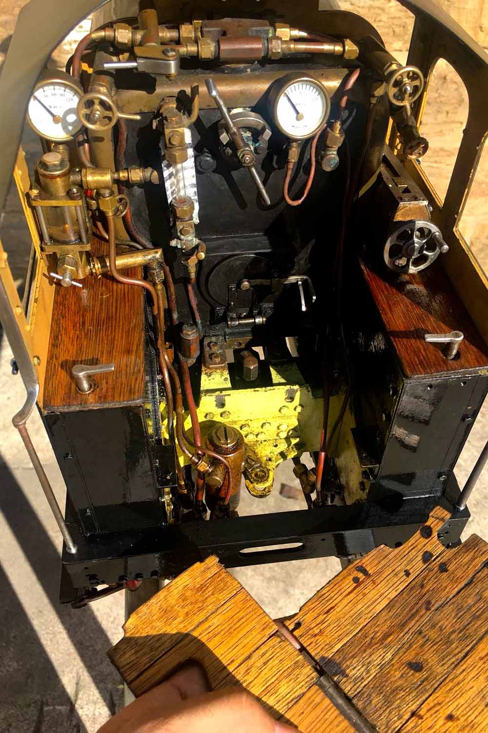 5" Claud Hamilton - Steam Workshop Services