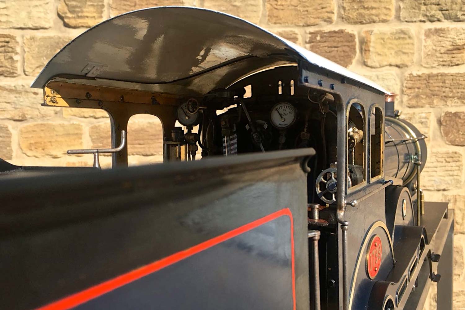 5" Claud Hamilton - Steam Workshop Services