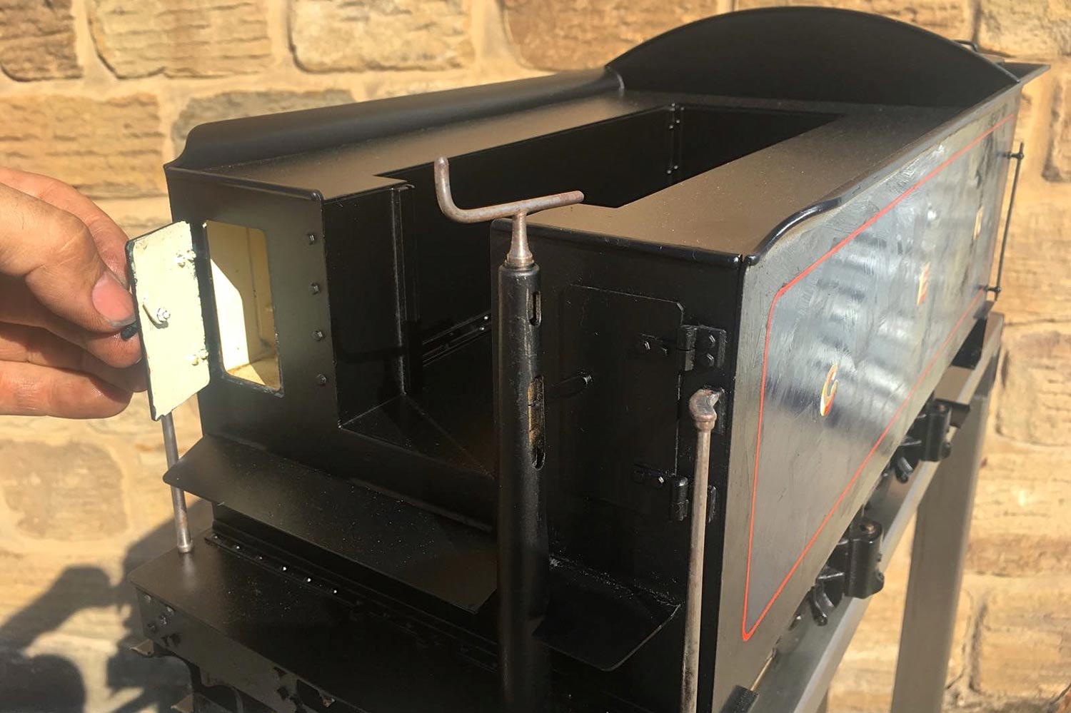 5" Claud Hamilton - Steam Workshop Services